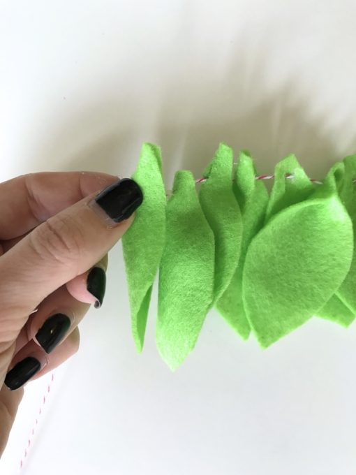 DIY Felt Leaf Garland